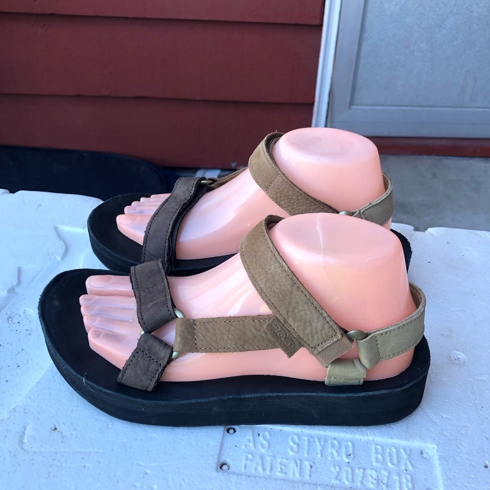 Teva Midform Universal Leather Tan Desert Sand Gray S… - Gem